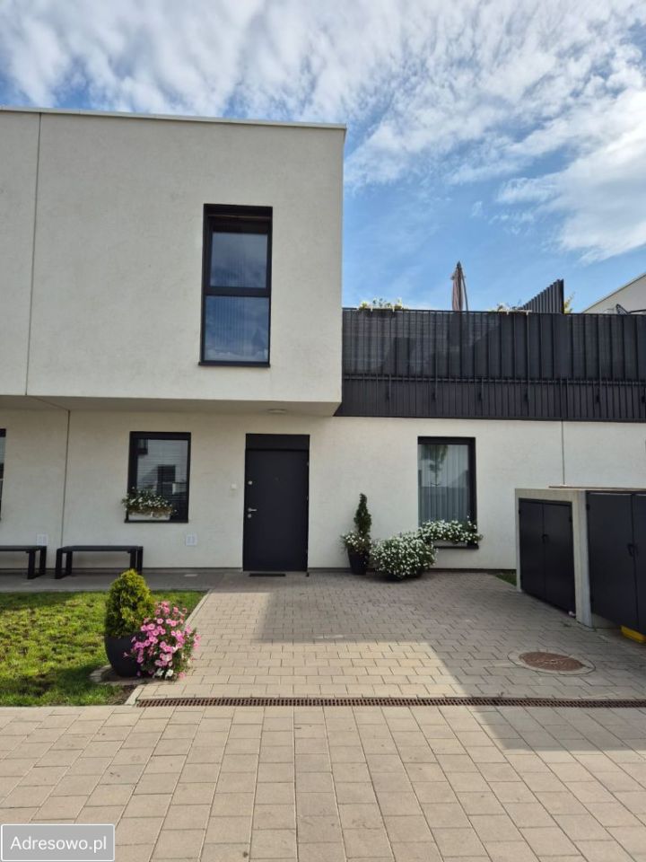 Dom Wrocław, ul. Ady Sari, bez pośrednika - 84 m²