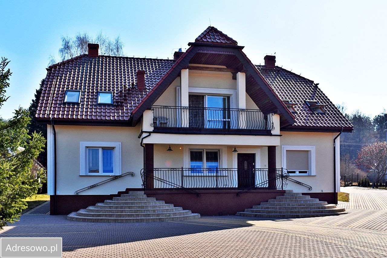 Dom Pluski, ul. Jeziorna, bez pośrednika - 263 m²