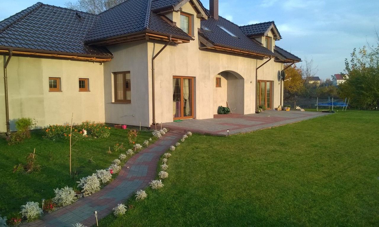 Dom Mosty, ul. Wałowa, bez pośrednika - 260 m2