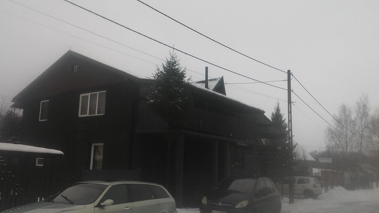 Dom Brenna, ul. Wiejska, bez pośrednika - 200 m² - 900 000 zł