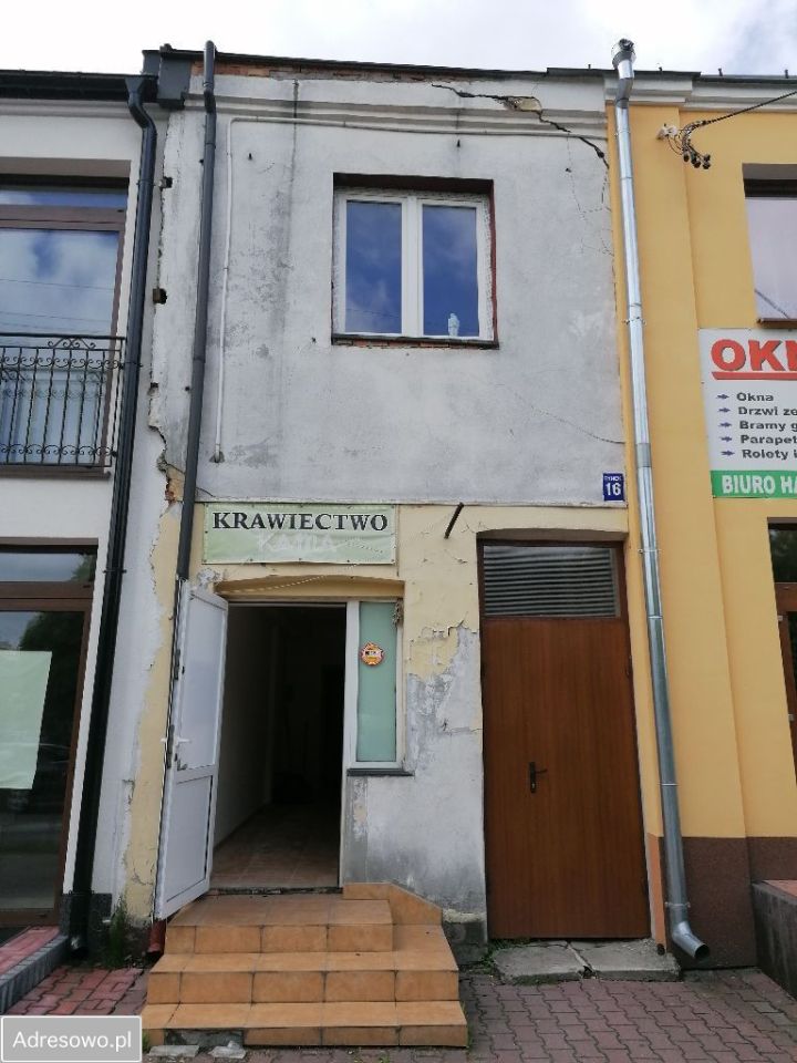 Nieruchomość komercyjna Bełżyce, ul. Rynek, bez pośrednika - 225 000 zł