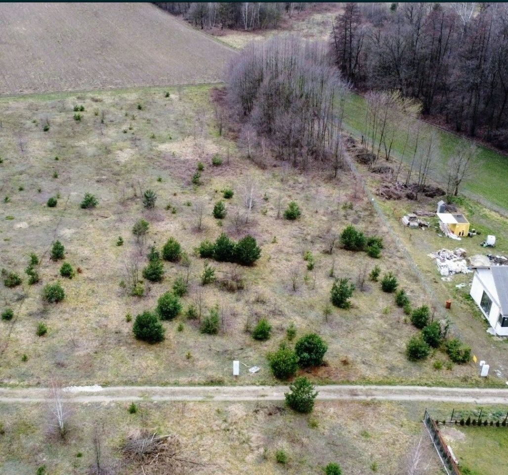 Działka Strobów, bez pośrednika - 2736 m2